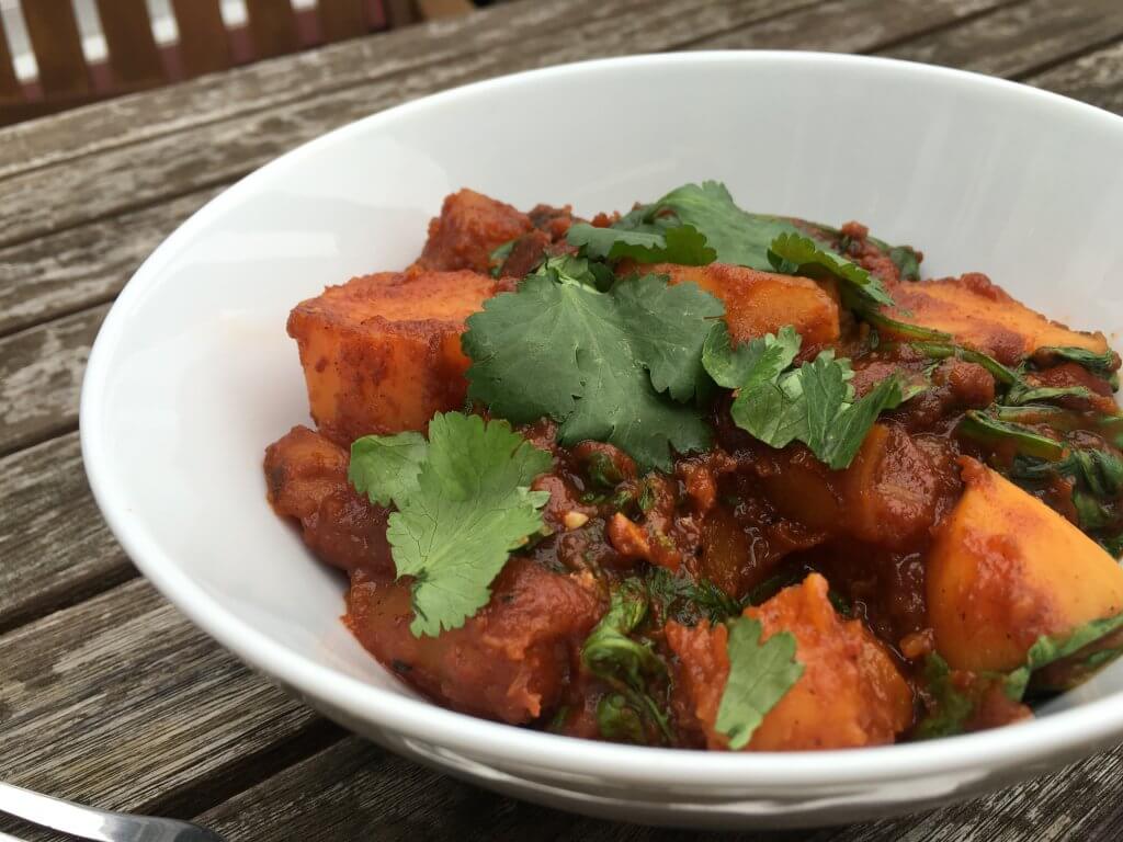 Spicy Sweet Potato and Spinach Curry - Fitter Food - Fitter Food